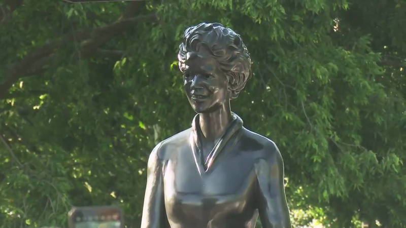Vel Phillips Sculpture Unveiling - WisconsinEye