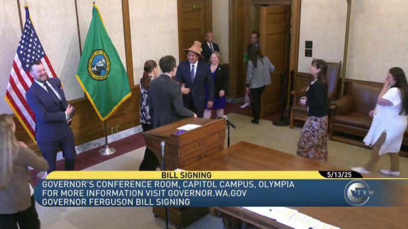Governor Bob Ferguson Bill Signing - TVW