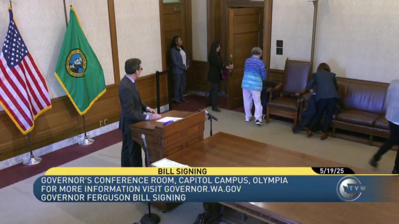 Governor Bob Ferguson Bill Signing - TVW